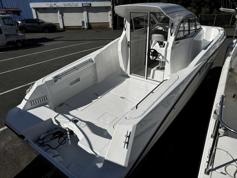 新艇情報 ヤマハ YFR-24 EX FSR 和歌山の海で大人気のYFR24が入荷しました！艤装など何なりとお問い合わせください。 | 中古艇・新艇・販売店検索 ボートワールド