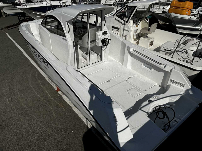 新艇情報 ヤマハ YFR-24 EX FSR 和歌山の海で大人気のYFR24が入荷しました！艤装など何なりとお問い合わせください。 | 中古艇・新艇・販売店検索 ボートワールド